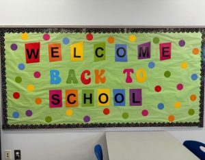 Fun Welcome Back To School Bulletin Board Ideas | Nyla's Crafty Teaching